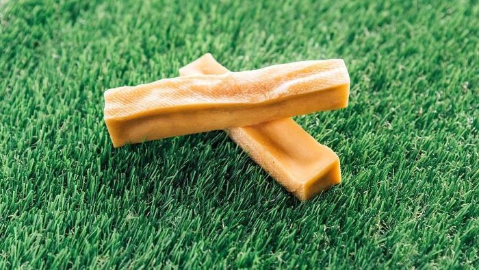 How Long Do Yak Chews Last? Bite by Bite - WeWantDogs