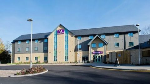 Are Premier Inns Dog Friendly? Comfy Stays! - WeWantDogs